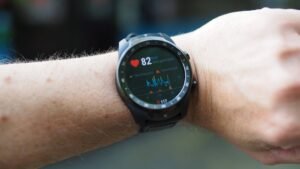 Smartwatch Heart Rate Accuracy vs Chest Strap: A Comprehensive ...
